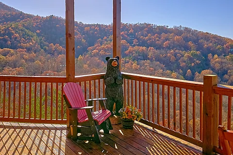 "Lookout Lodge" 4 Bedroom Cabin Near Gatlinburg with Game Room